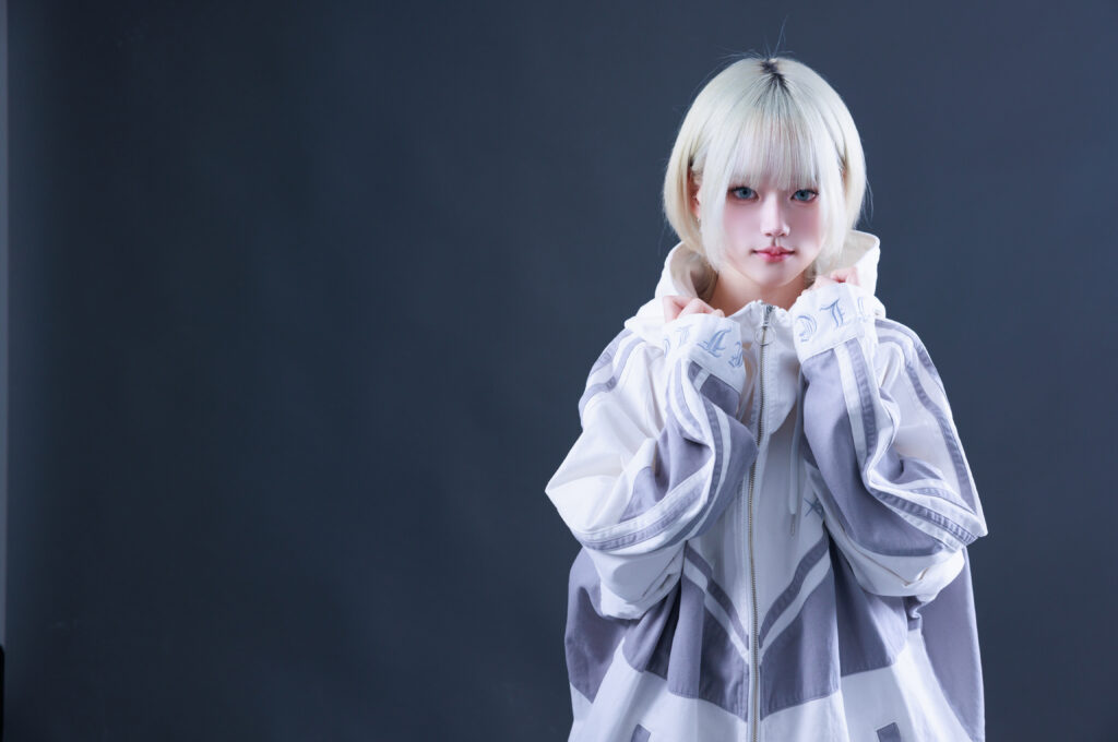 二次元なサブカル感がたまらない♡「REFLEM」最旬コーデ♪ 韓国出身の人気インフルエンサーすかるちゃんが登場！ - HARAJUKU POP WEB