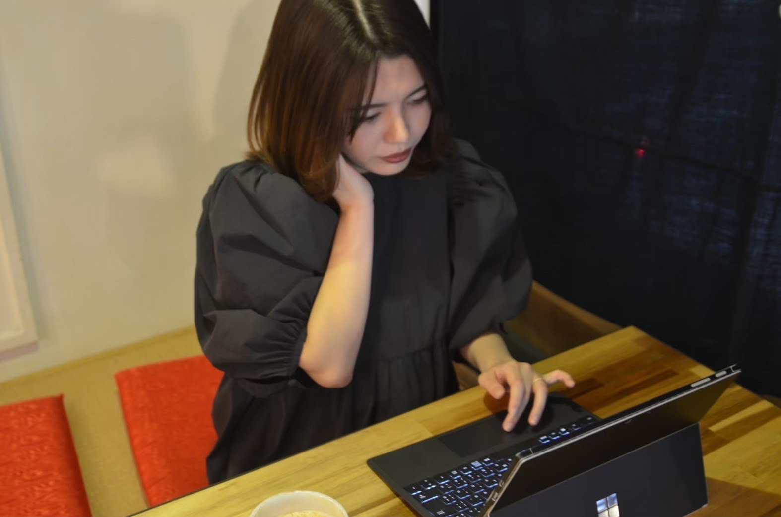 恋愛作家・エッセイストyuzukaの妊娠・出産後の初作品『埋まらないよ、そんな男じゃ。』著者インタビュー - HARAJUKU POP WEB